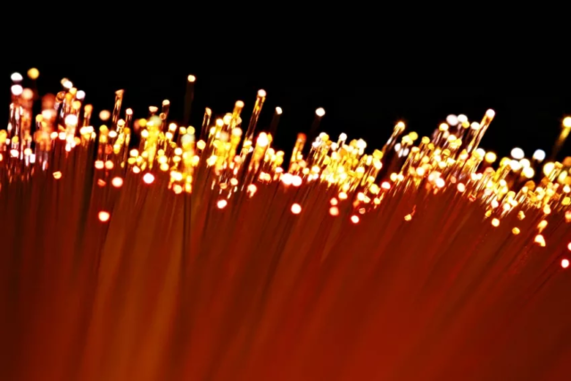 PROS AND CONS OF FIBER OPTICS FOR BUSINESS | Dove Communications Inc
